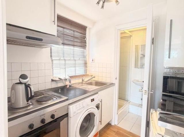 Studio Flat, Chapel Market, N1