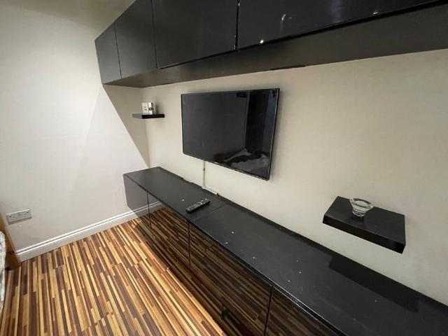 Studio Flat, Clarendon Road, CR0
