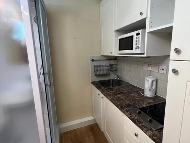 Studio Flat, Craven Terrace, W2