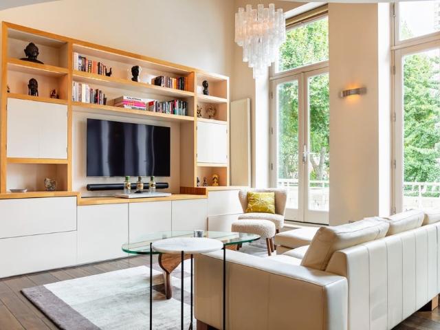 Studio Flat, Earl's Court Square, SW5