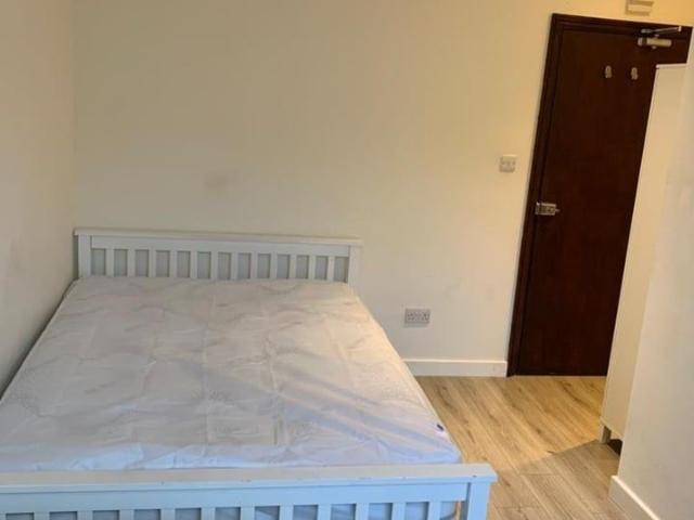 Studio Flat, Elco House, N22