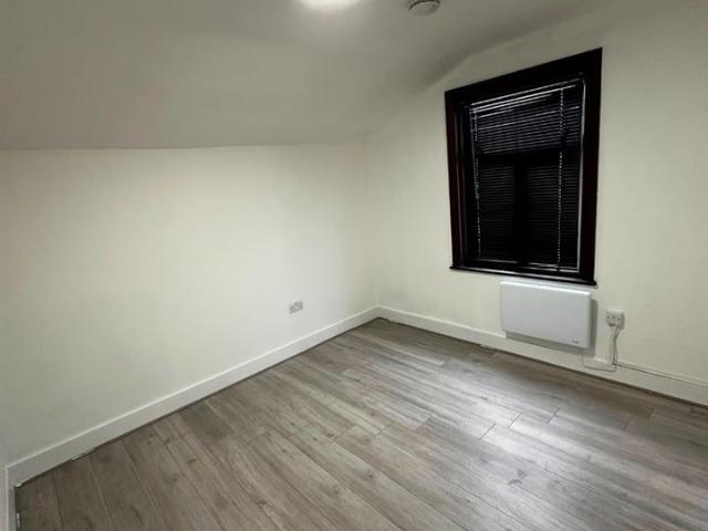 Studio Flat, Fairfield Road, N18