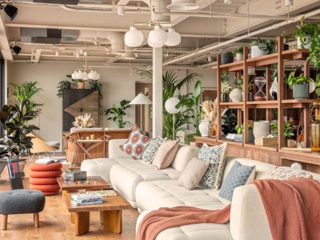 Studio Flat, First Way, HA9