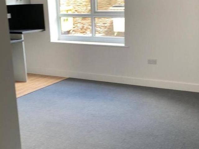 Studio Flat, Fishponds, BS16