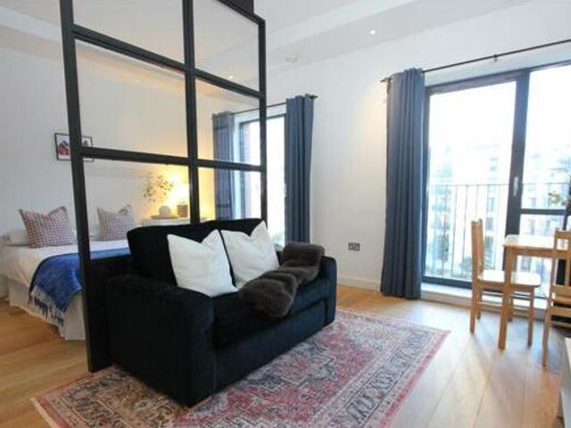 Studio Flat For Sale In 15 Botanic Square