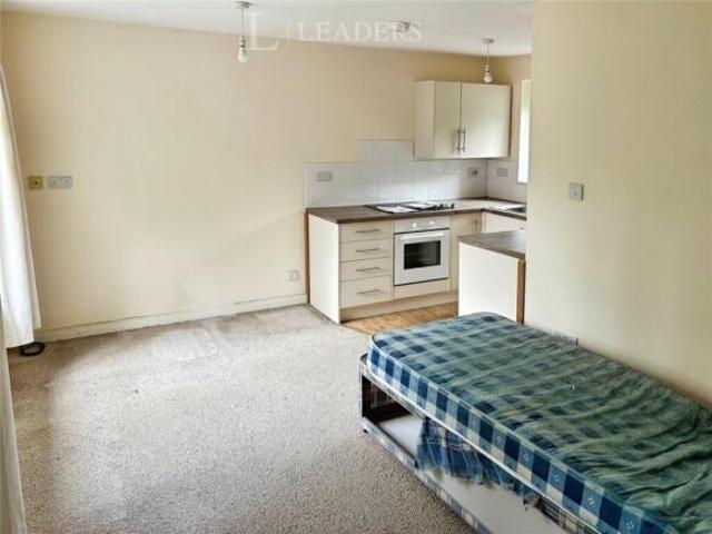 Studio flat for sale in Webburn Gardens, West End, Southampton, SO18