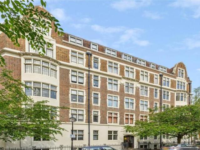 Studio flat for sale in Weymouth Street, London, W1G