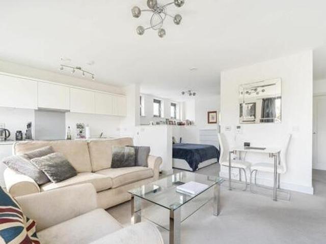 Studio Flat For Sale In Windsor