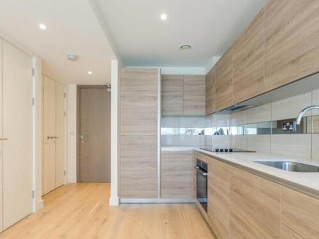 Studio Flat For Sale In Woolwich Riverside, London