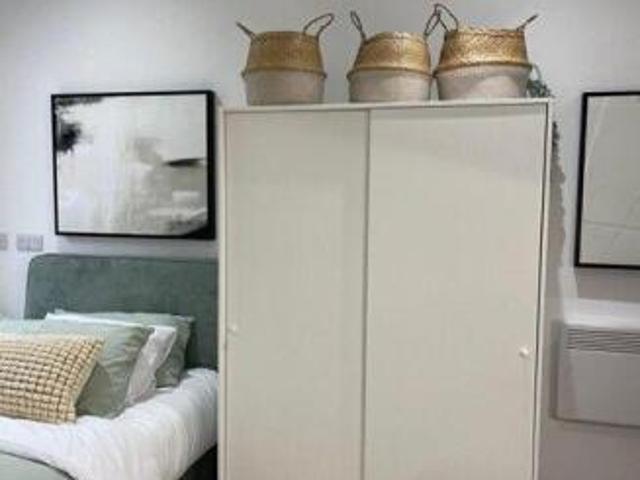 Studio flat for sale in Apt 77 Aire, ST4