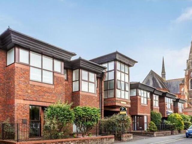 Studio Flat For Sale In Bromley