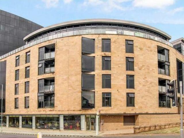 Studio Flat For Sale In Bradford, West Yorkshire