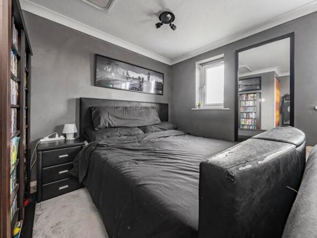 Studio flat for sale in Bullrush Grove, Uxbridge, UB8