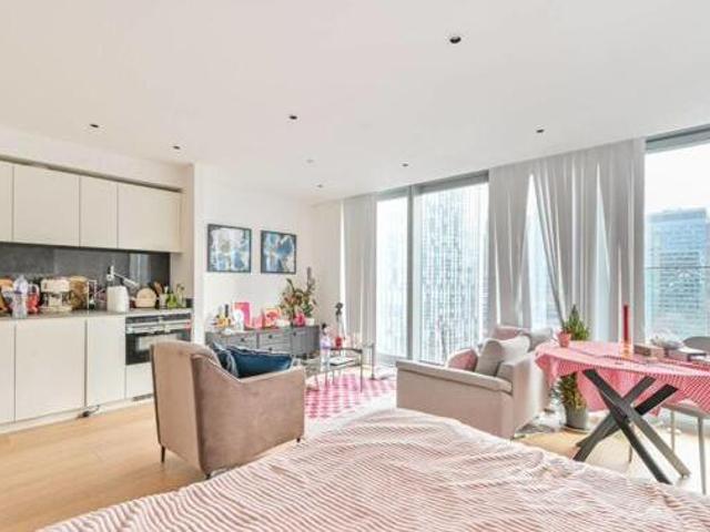 Studio Flat For Sale In Canary Wharf, London