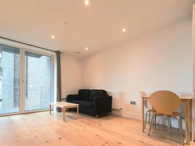 Studio Flat For Sale In Caxton Street North, London