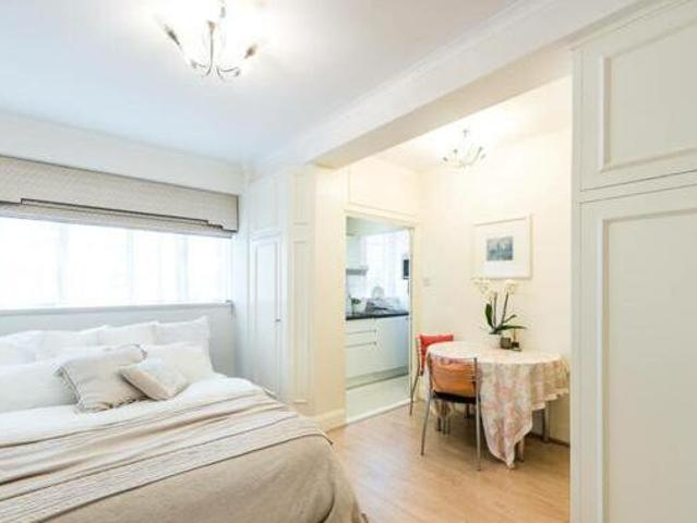 Studio Flat For Sale In Chelsea, London