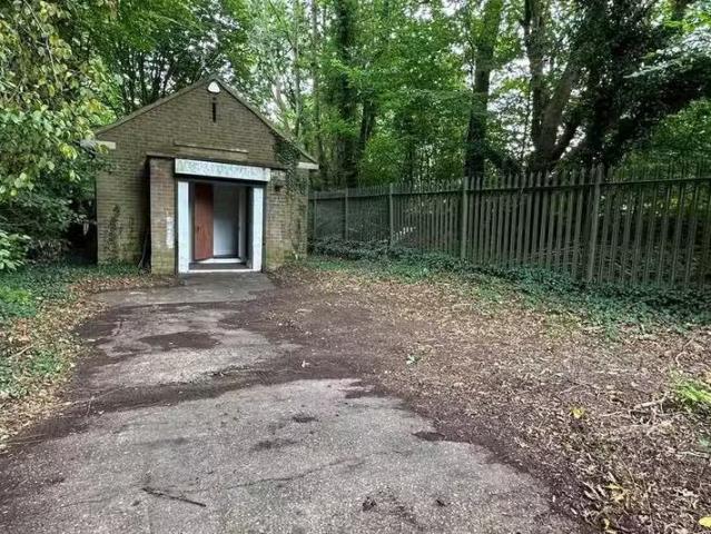 Studio flat for sale in Coventry, West Midlands CV4 7BB