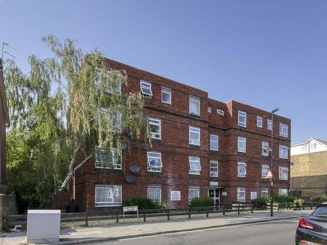Studio Flat For Sale In Croydon