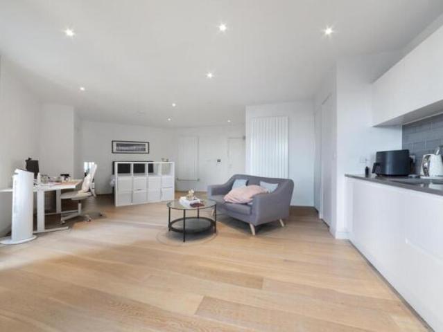 Studio flat for sale in Cutter House, Royal Wharf, E16
