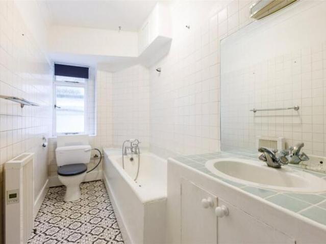 Studio flat for sale in Draycott Avenue, London, SW3