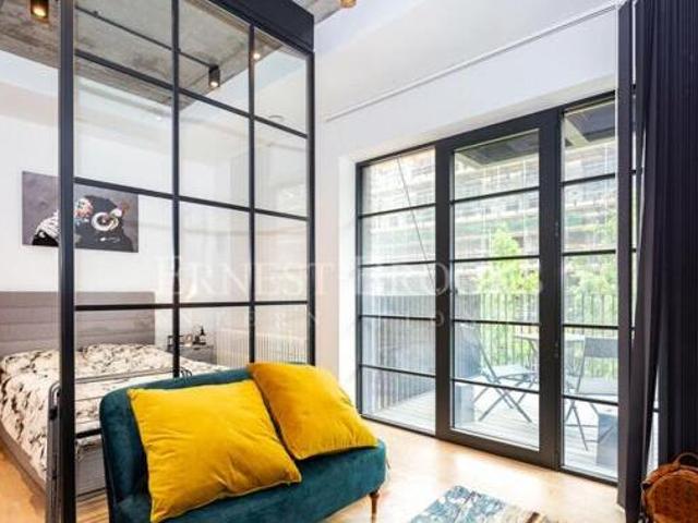 Studio Flat For Sale In Goodluck Hope, Canning Town