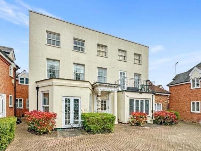 Studio Flat For Sale In Gravesend, Kent