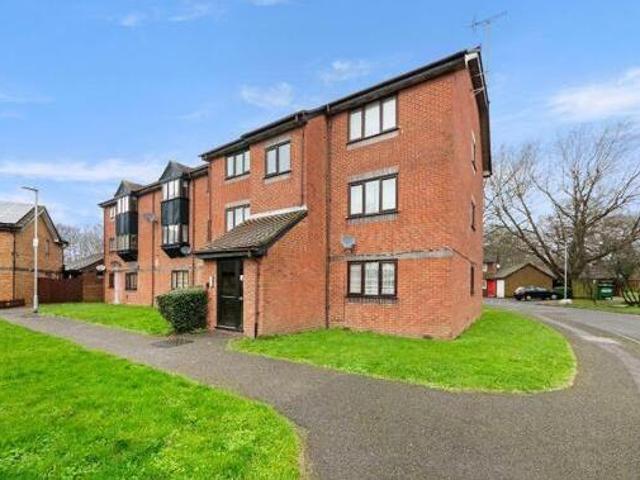 Studio Flat For Sale In Hayes