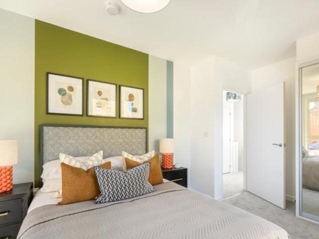 Studio Flat For Sale In Hendon, London