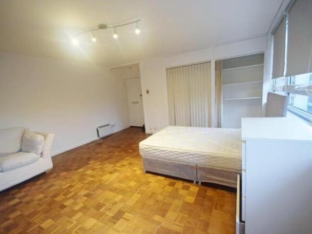 Studio flat for sale in Hornsey Lane, Highgate, N6