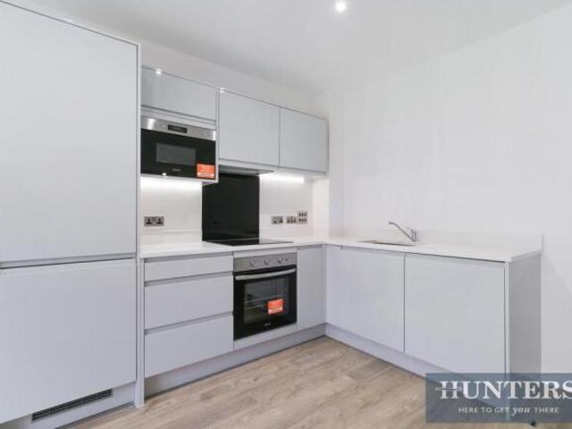 Studio flat for sale in Justice Place, Brentford, TW8