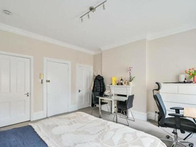Studio Flat For Sale In Kensington, London