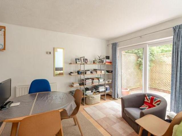 Studio flat for sale in King Street, Guy Court King Street, OX2