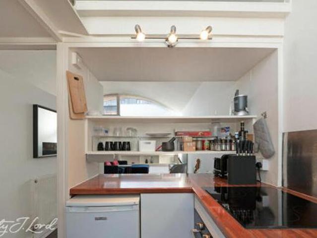 Studio Flat For Sale In London