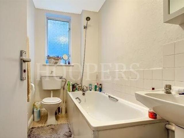 Studio Flat For Sale In London