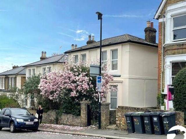 Studio Flat For Sale In London