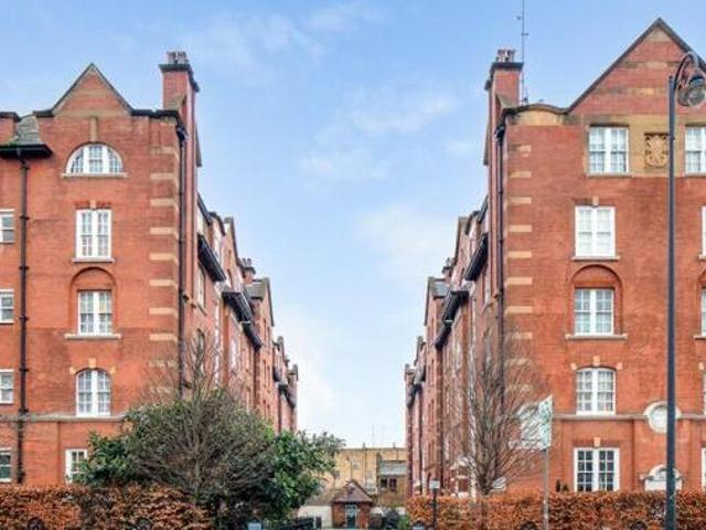 Studio Flat For Sale In London