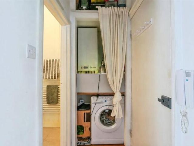 Studio flat for sale in McKinley Road, Bournemouth, Dorset, BH4