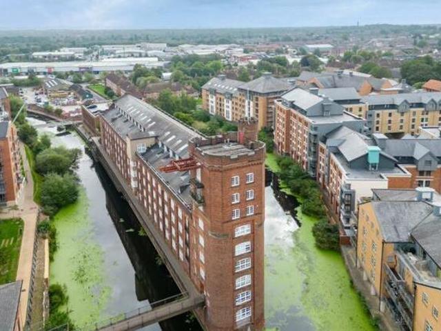 Studio Flat For Sale In Navigation Road