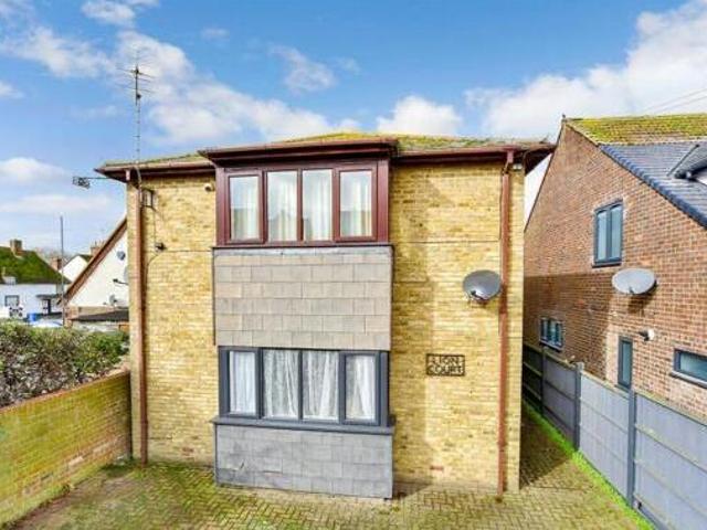 Studio Flat For Sale In Newington, Sittingbourne