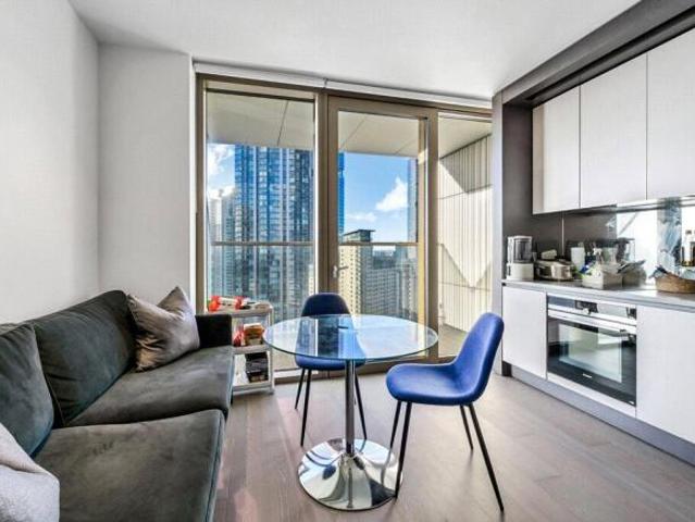 Studio flat for sale in Park Drive, London, E14