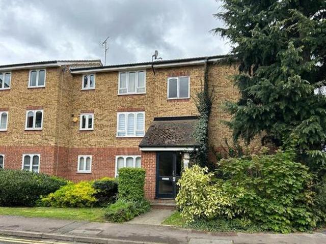 Studio Flat For Sale In Romford