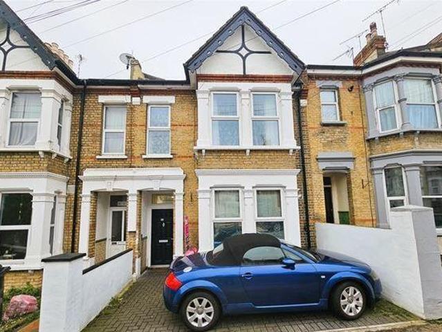 Studio Flat For Sale In Southend On Sea