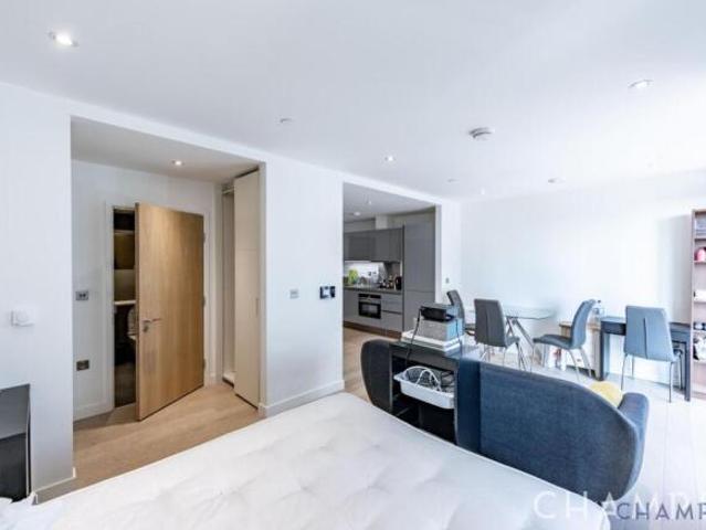 Studio flat for rent in 48 Reminder Lane, London, SE10