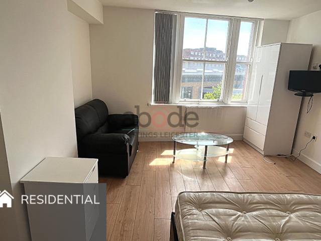 Studio flat for rent in 54a Belgrave Gate, Leicester, Leicestershire, LE1