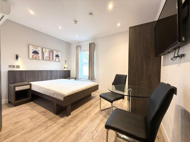 Studio flat for rent in 59 Broadway, Suite 1, Peterborough, PE1 1SY, PE1