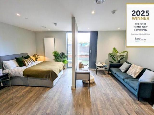 Studio flat for rent in 617 Wood Street, Cardiff City, CF10