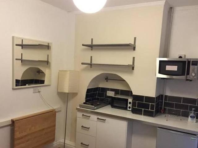 Studio flat for rent in 664 Pershore Road Edgbaston Birmingham B29