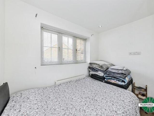 Studio flat for rent in 75 Broad Lane, LONDON, N15