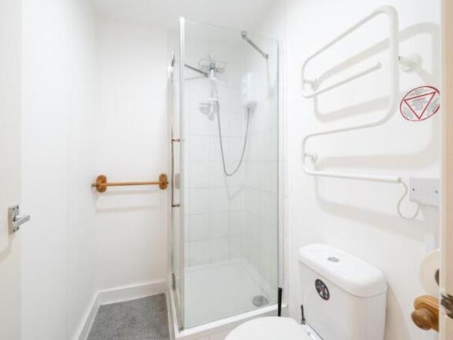 Studio flat for rent in 7 De Vere Gardens, London, W8