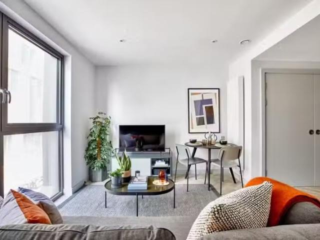 Studio flat for rent in 806 Dovetail, Box Makers Yard, BS2